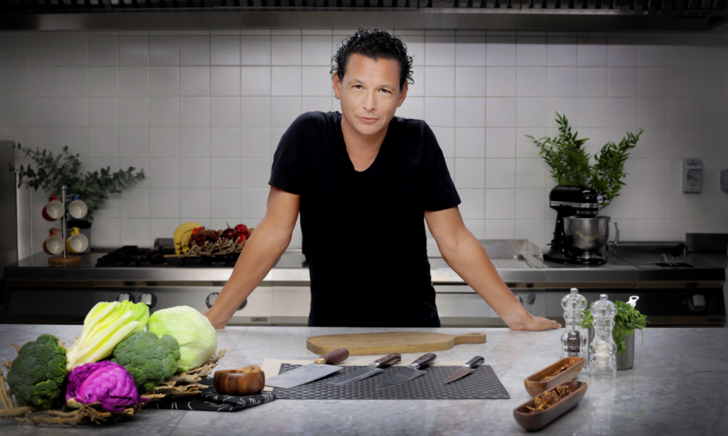 Bobby Chinn helps launch the world’s first gourmet food cloud for chefs ...